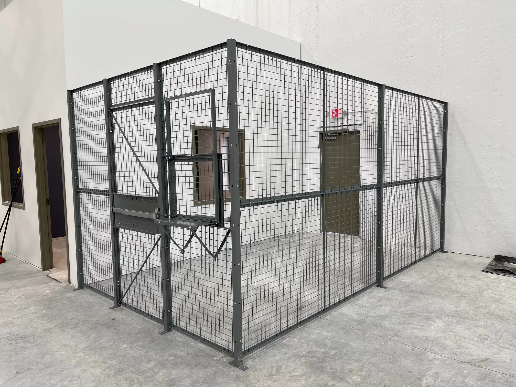 BeastWire® Mesh Partitions | SpaceGuard